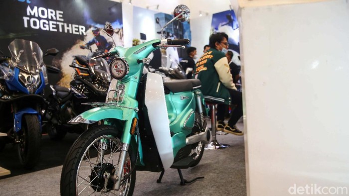 Keren! Motor Listrik Bergaya Klasik