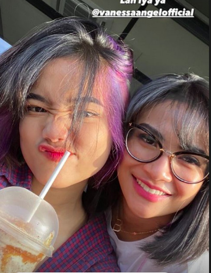 Momen Fuji Rayakan Ultah Bareng Mendiang Vanessa Angel dan Febri ...