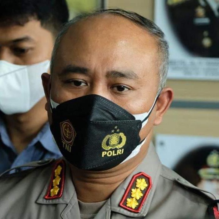 Terima Uang Barbuk Narkoba, Kombes Edwin Eks Kapolres Bandara Soetta ... Terima Uang Barbuk Narkoba, Kombes Edwin Eks Kapolres Bandara Soetta ...