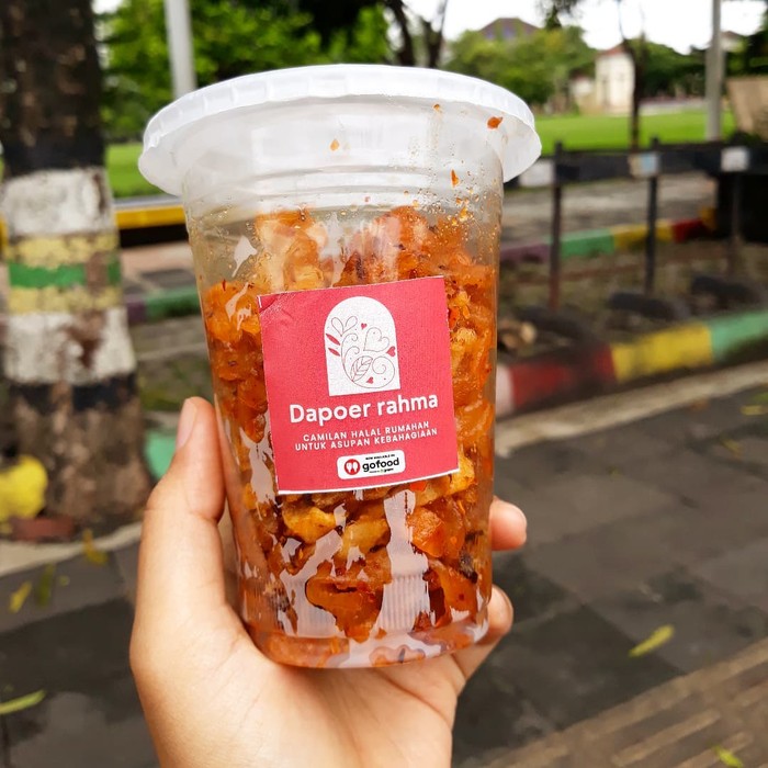 Camilan Viral! 20 Cirambay yang Kenyal dan Pedas Ada di Tempat Ini