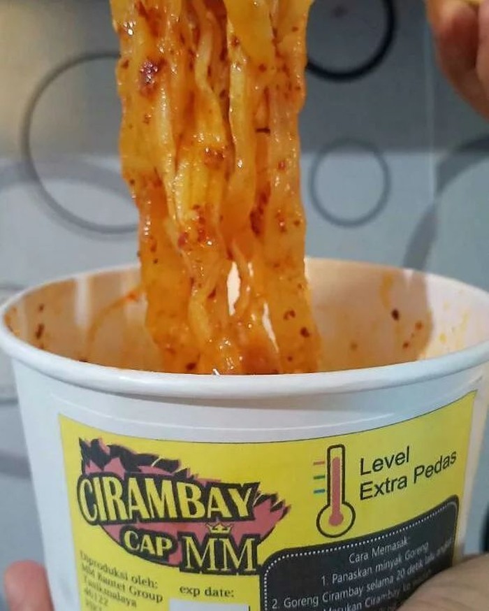 Camilan Viral! 20 Cirambay yang Kenyal dan Pedas Ada di Tempat Ini