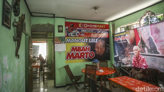 Berasa Pulang Kampung, Makan Disini Ambil Sendiri di Dapur