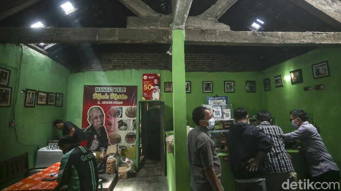 Berasa Pulang Kampung, Makan Disini Ambil Sendiri di Dapur