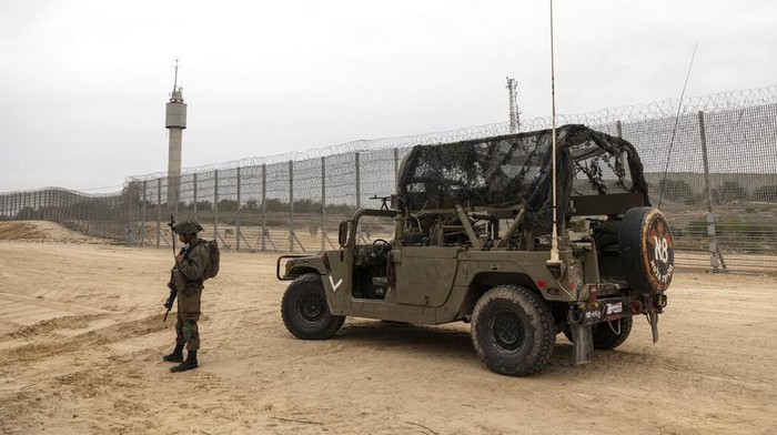 Israel Pamer Tembok Pembatas Canggih di Jalur Gaza