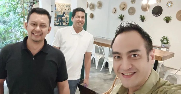 Pesona Ferry Irawan, Aktor Sinetron yang Hobi Kulineran