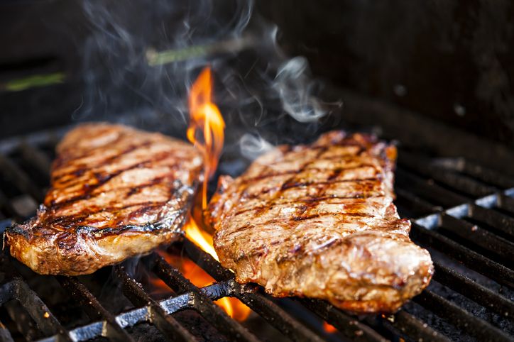 5 Tips Memanggang Daging Juicy dan Tak Gosong dari Executive Chef 5 Tips Memanggang Daging Juicy dan Tak Gosong dari Executive Chef