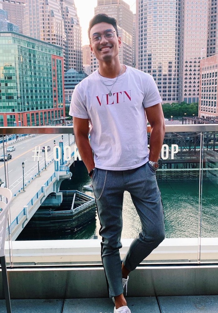 7 Potret Austin Alexander yang Juga Dijodohkan dengan Fuji