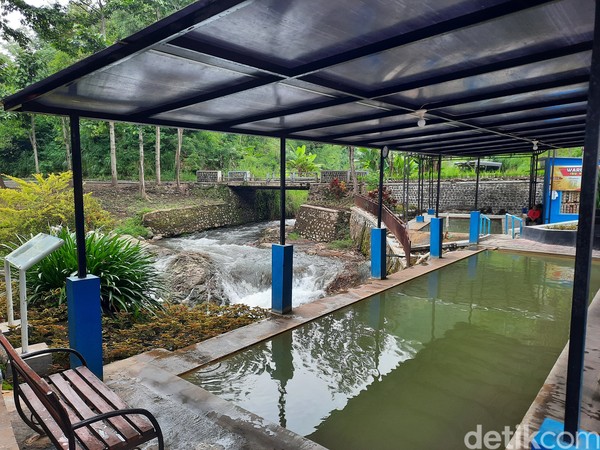 Foto: Onsen Versi Lokal di Kaki Gunung Ijen