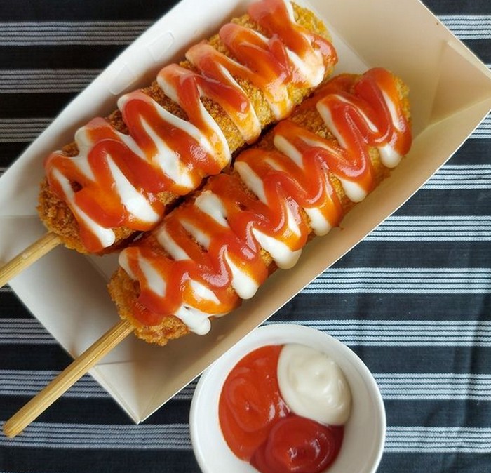 20 Corndog Korea Isi Keju Mulur Ada di Sini