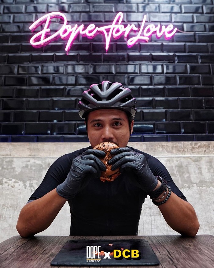 Yusuf Ubay, Vokalis Nidji yang Doyan Makan Burger dan Udon