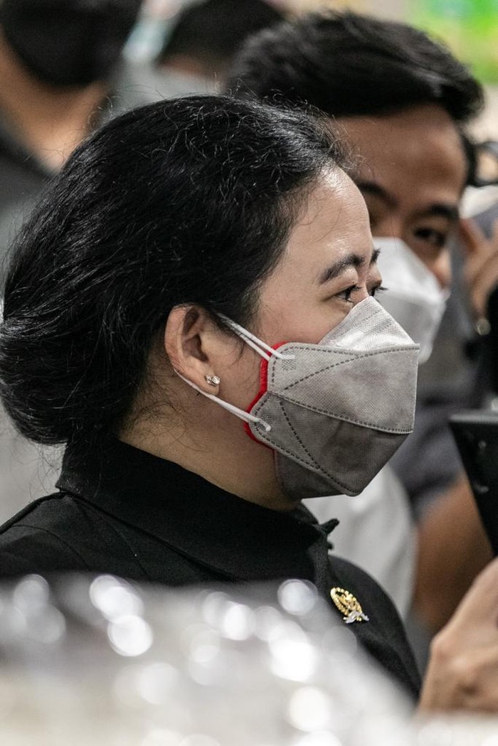 Ditemani Gibran, Puan Resmikan Pasar Legi-Belanja Batik Ditemani Gibran, Puan Resmikan Pasar Legi-Belanja Batik
