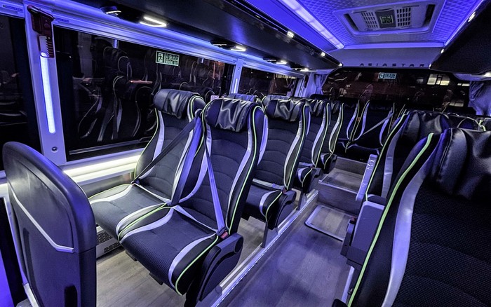 Bus Pariwisata Super Mewah Ini Bernama X9-3