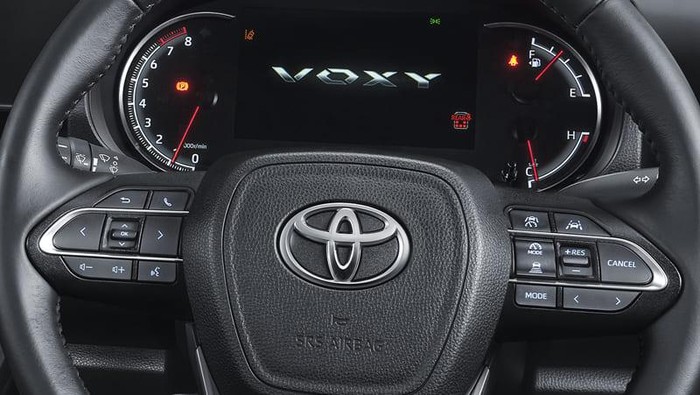 Lihat dari Dekat All New Toyota Voxy, Baby Alphard Terbaru Seharga Rp ...