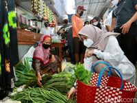 Bupati Banyuwangi Ipuk Fiestiandani, Kalem Tapi Moncer