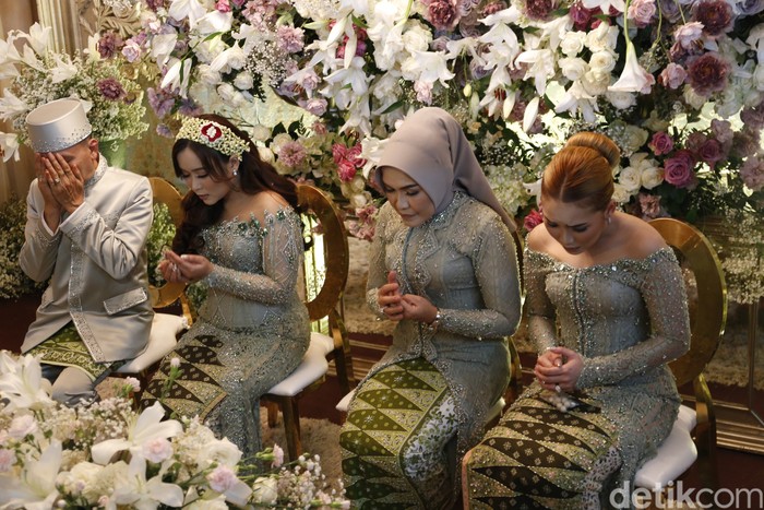 Anak Ayah Rojak Siraman, Cantik Badannya Bagus