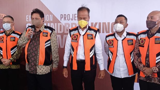 Menko Airlangga dan Menperin Groundbreaking Perluasan Pabrik PT Smelting Menko Airlangga dan Menperin Groundbreaking Perluasan Pabrik PT Smelting