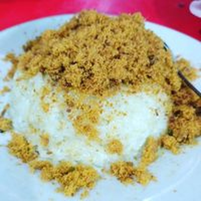 Legit Pulen! 20 Ketan Susu Aneka Topping Ada di Sini