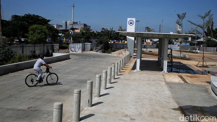 Halte TransJakarta JIS Sudah Beroperasi Lho