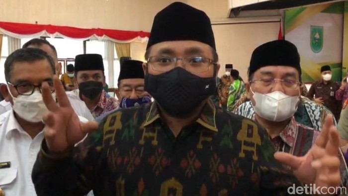 Menag Bandingkan Aturan Toa Masjid dengan Gonggongan Anjing Menag Bandingkan Aturan Toa Masjid dengan Gonggongan Anjing