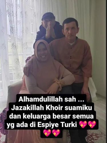 Barakallah! Rohimah Eks Istri Kiwil Resmi Nikah dengan Bule Turki Barakallah! Rohimah Eks Istri Kiwil Resmi Nikah dengan Bule Turki
