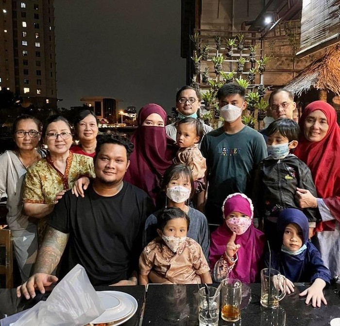 Inara, Istri Virgoun yang Senang Makan Bareng Keluarga