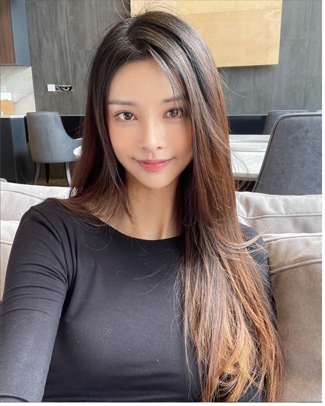 Selebgram Cantik Viral Pamer Fotonya Tanpa Busana, Dihapus Setelah 5 Menit