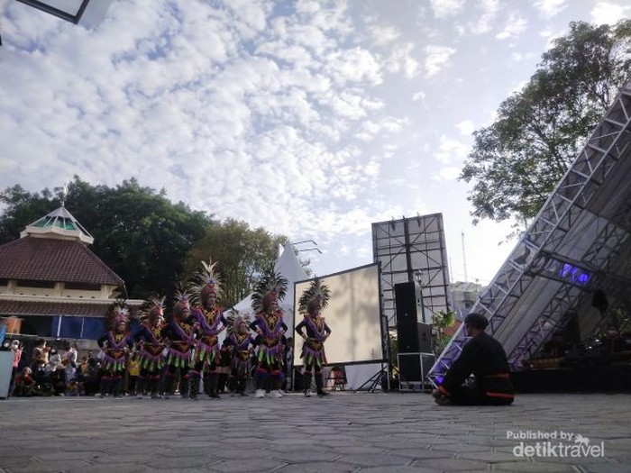 Inilah Seni Topeng Ireng dan Jathilan dari Kampung Kricak Yogyakarta