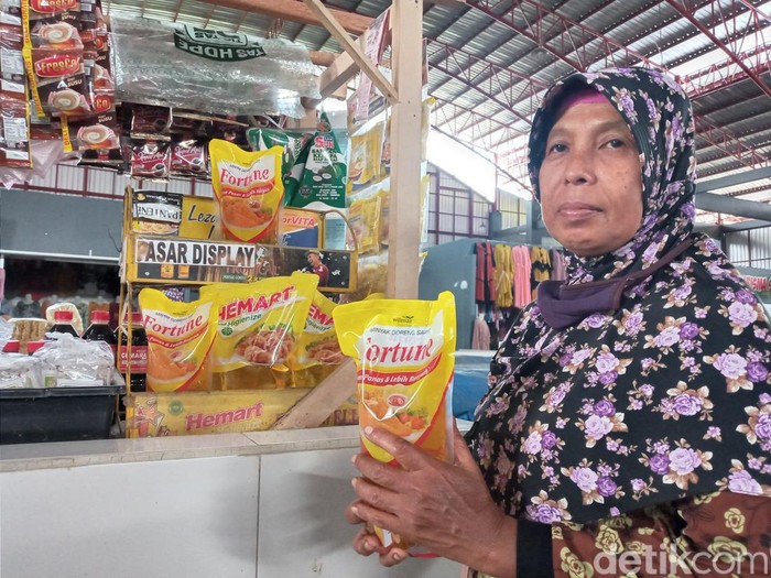 Harga Migor Kemasan di Blitar Normal, Stok di Pasar dan Retail Masih Langka Harga Migor Kemasan di Blitar Normal, Stok di Pasar dan Retail Masih Langka