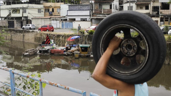 Potret Rumah Apung di Brasil, Ada Garasi Mobil-Kolam Renang Mini