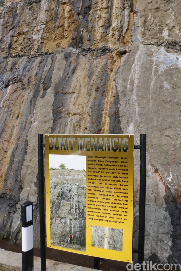 Ajaib, Ada Bukit Bisa Menangis!
