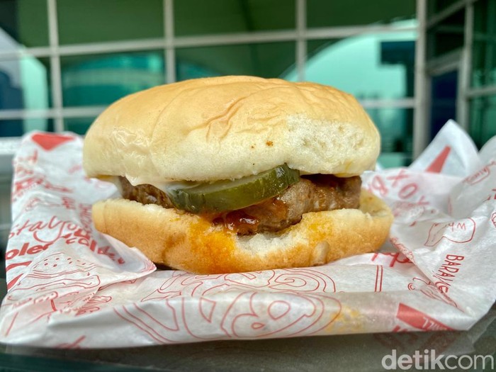 3 Burger Rp 20 Ribuan di Jaksel Ini, Mana Paling Mantap?