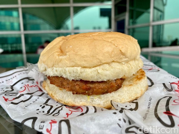 3 Burger Rp 20 Ribuan di Jaksel Ini, Mana Paling Mantap?