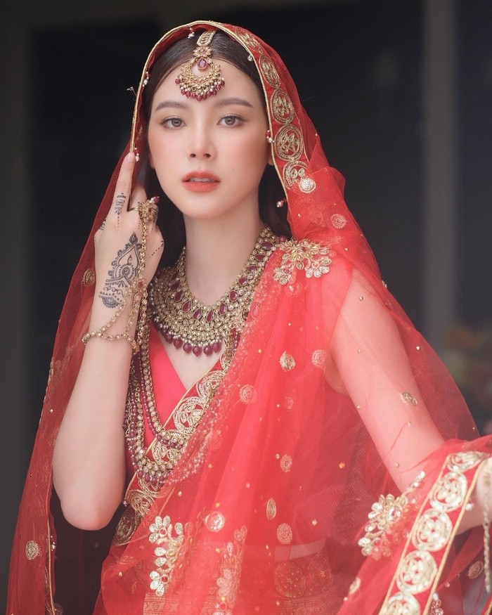 Pesona Tanpa Batas Baifern Luevisadpaibul