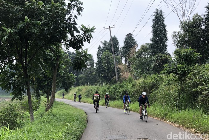 Jahe Susu H. Sule, Puncak Kenikmatan Para Goweser di Bukit Hambalang