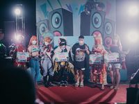 Cosplay Runway Meriahkan Karafuru Carnival