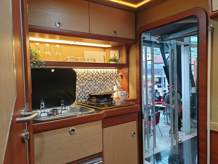 Ini Maha Motorhomes, 'Rumah Berjalan' di Atas Mobil Pick Up Double Cabin