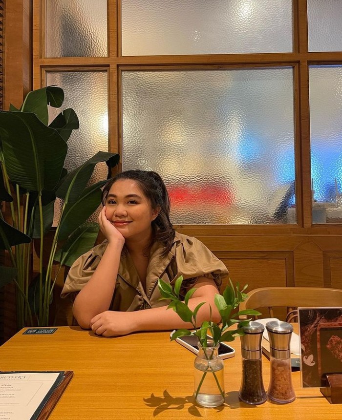 Momen Arief Muhammad Saat Dinner Date dengan Istri hingga Hangout ...