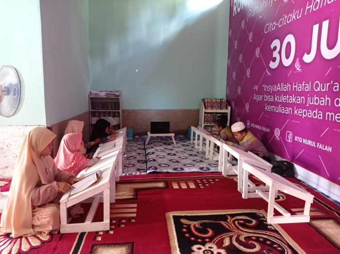 Rumah Tahfiz di Pasbar Direhab, Andre Rosiade: Kerja Nyata Gerindra Rumah Tahfiz di Pasbar Direhab, Andre Rosiade: Kerja Nyata Gerindra