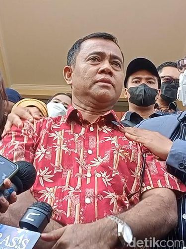 Reaksi Haji Faisal Soal Video Syur Mirip Rebecca Klopper Lagi Reaksi Haji Faisal Soal Video Syur Mirip Rebecca Klopper Lagi