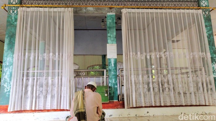 Mengunjungi Makam Wong Sagati, Penyebar Agama Islam di Lebak