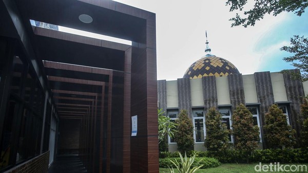 Mantap, Ada Tempat Nongkrong di Rooftop Rest Area KM 487