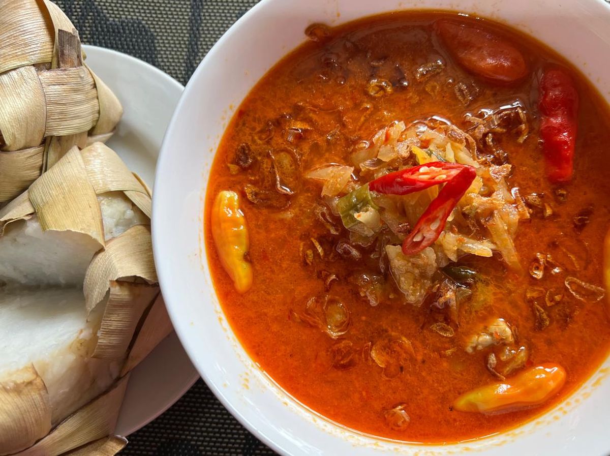 Ketupat Sayur Godog dan Sate dalam Tradisi Lebaran Haji di Betawi ...