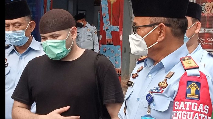 5 Penampakan Ridho Rhoma yang Bebas Hari Ini!