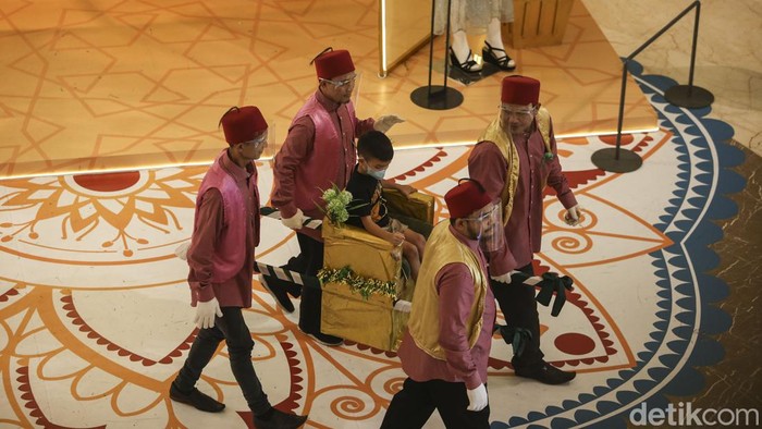 Jadi Raja dan Ratu Sehari di Pusat Perbelanjaan Jakarta