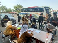 Operasi Simpatik, Petugas Data Pendatang Kota Bandung