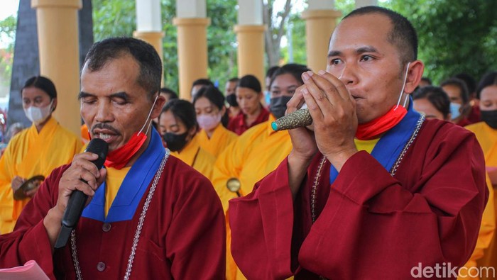 Pengambilan Api Abadi Jelang Hari Raya Waisak 2566 BE