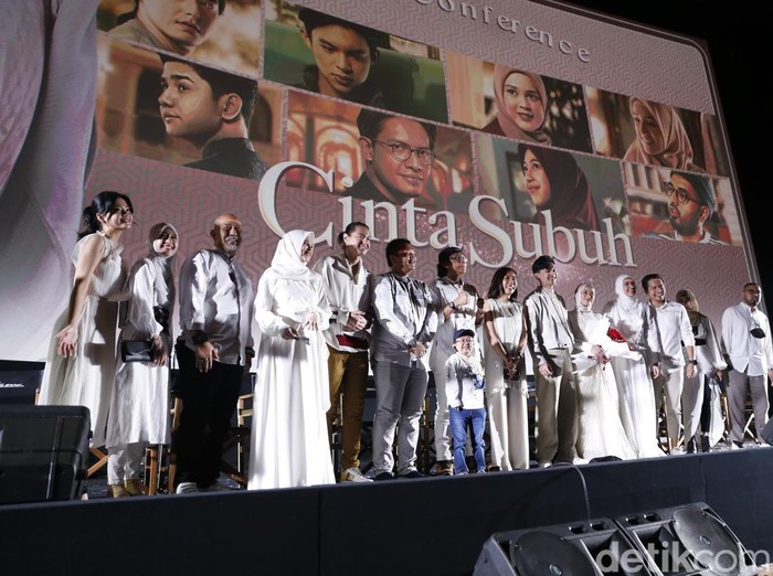 Tertunda 2 Tahun Akibat Pandemi, Film Cinta Subuh Tayang 19 Mei 2022 Tertunda 2 Tahun Akibat Pandemi, Film Cinta Subuh Tayang 19 Mei 2022