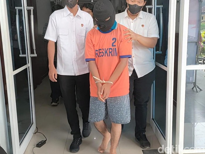 Ini Penampakan Pembunuh Perempuan di Hotel Kediri Ini Penampakan Pembunuh Perempuan di Hotel Kediri