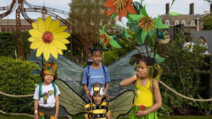 Menikmati Indahnya Bunga Bermekaran di Chelsea Flower Show