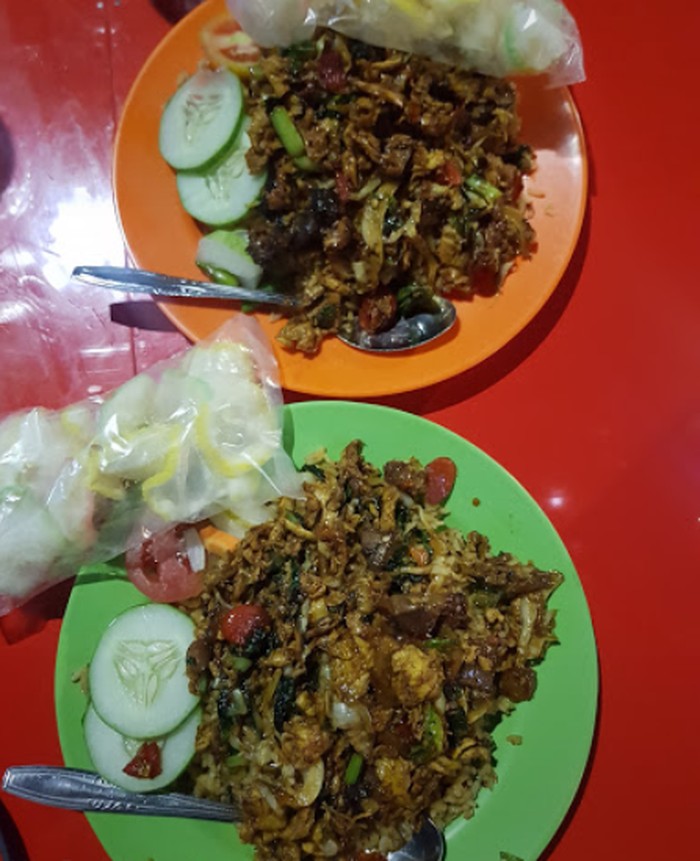 20 Nasi Goreng Gila Komplet Rp 20 Ribuan Ada di Sini!